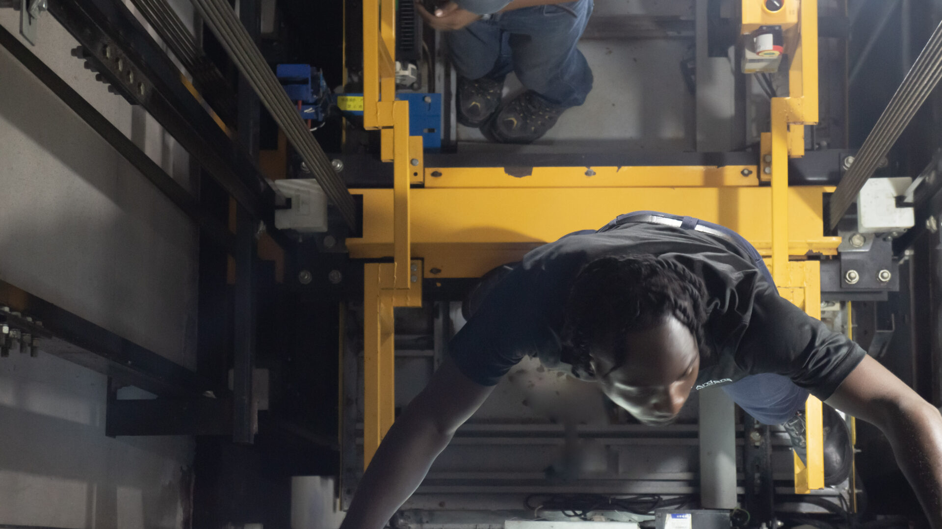 Your Elevator Needs Professional Repairs if you see these signs